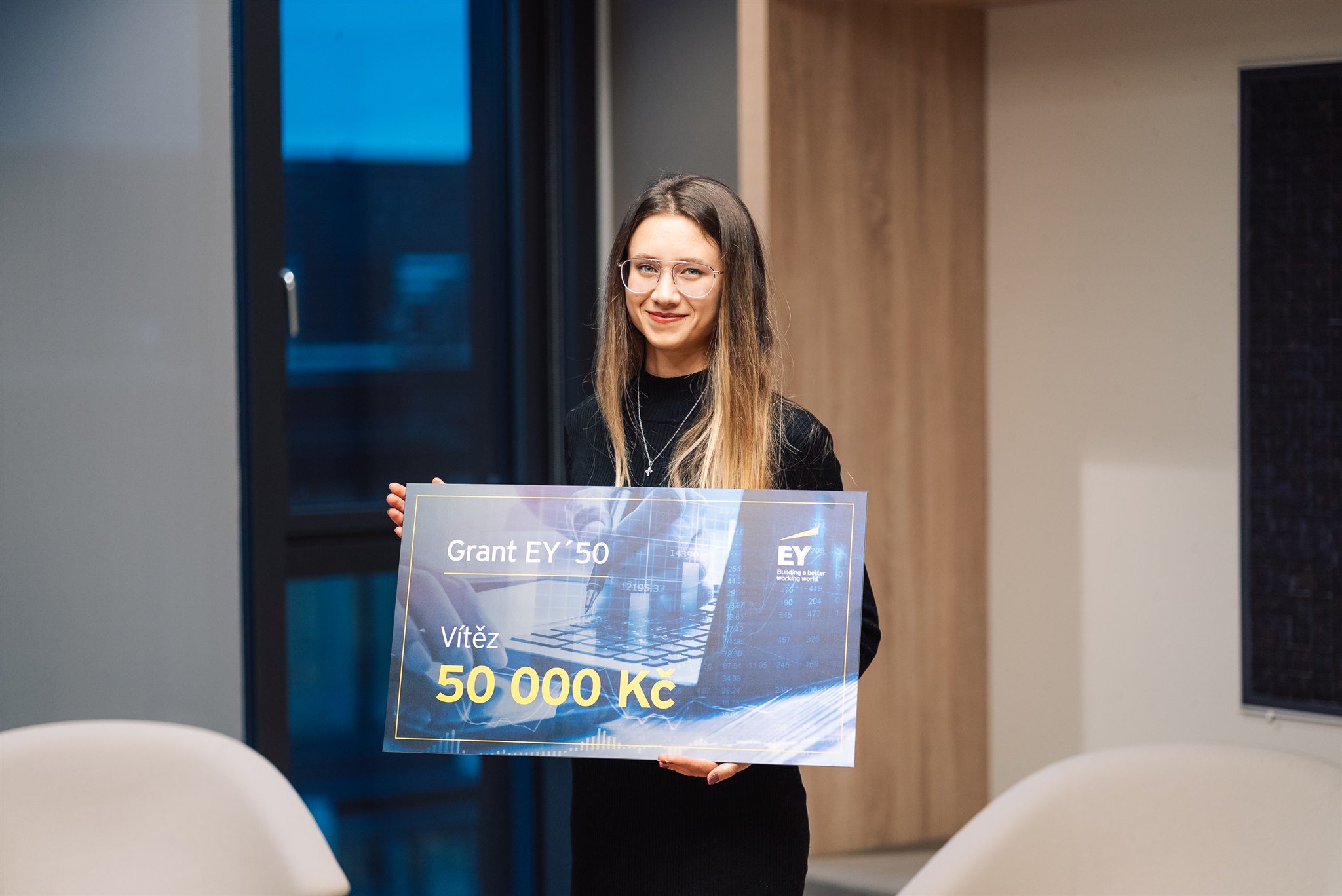 Přihlas se do soutěže EY’50 nebo EY’20 a získej až 50 000 Kč na podporu ...